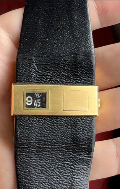ANCIENNE MONTRE MÉCANIQUE À guichet Heures sautantes Calibre R674 EUR ...