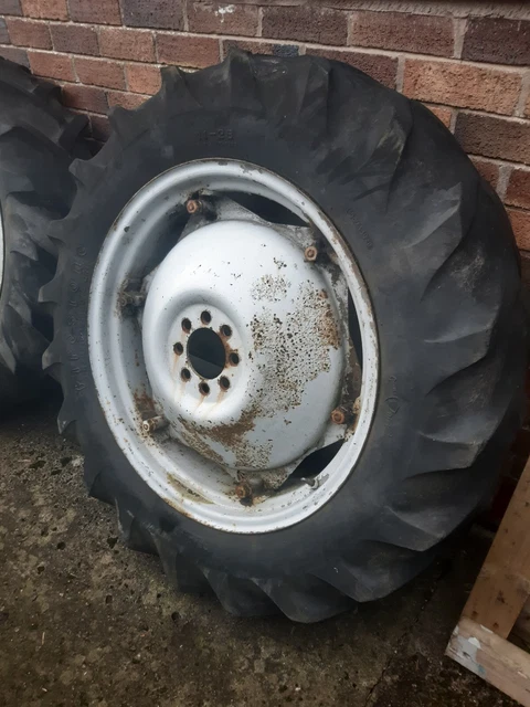 FERGUSON T20 MASSEY 35 Wheels £5.00 - PicClick UK