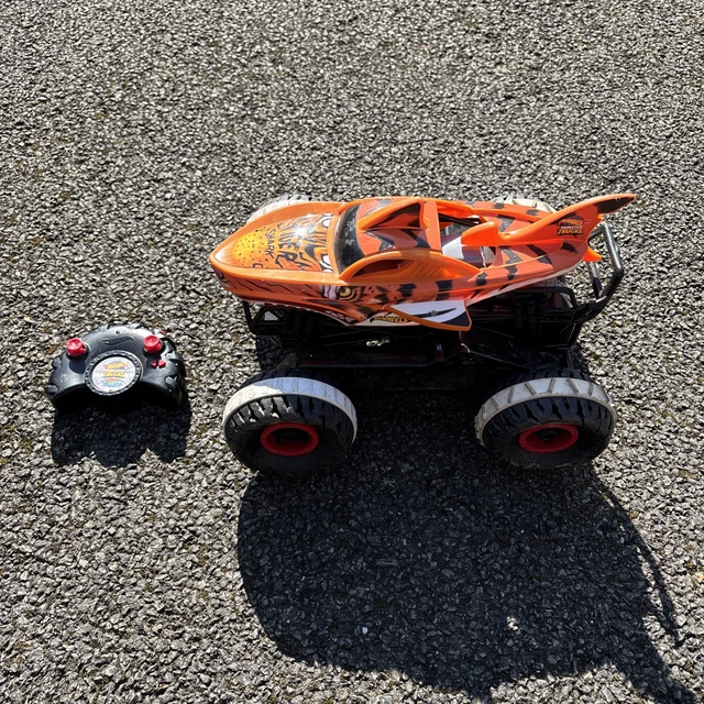 HOT WHEELS RC - Tiger Shark Remote Control Monster Truck 🐅 £16.31 ...