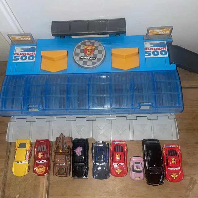 DISNEY PIXAR CARS 3 Florida 500 Speedway Ultimate Launcher Playset ...