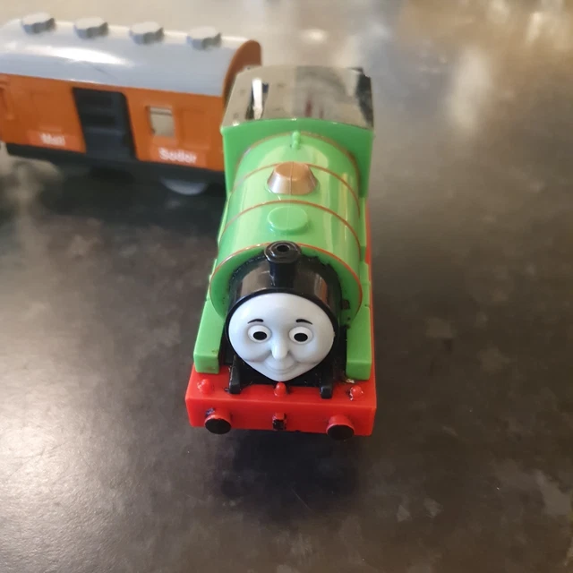 TOMY TRACKMASTER THOMAS the tank engine train percy and sodor mail £11. ...