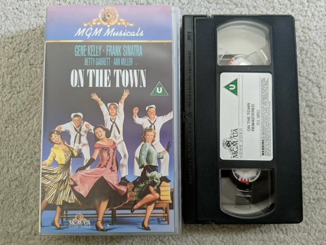 MGM MUSICAL, ON The Town, VHS Video, Gene Kelly, Frank Sinatra £5.99 ...