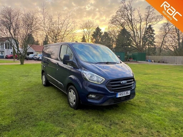 2020 FORD TRANSIT Custom 2.0 EcoBlue 130ps Low Roof Trend Van PANEL VAN ...