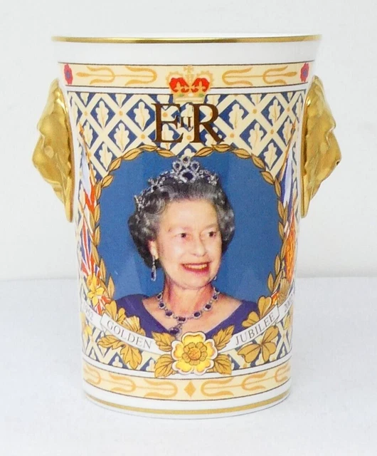 CAVERSWALL QUEEN ELIZABETH II Golden Jubilee Fine Bone China Beaker ...