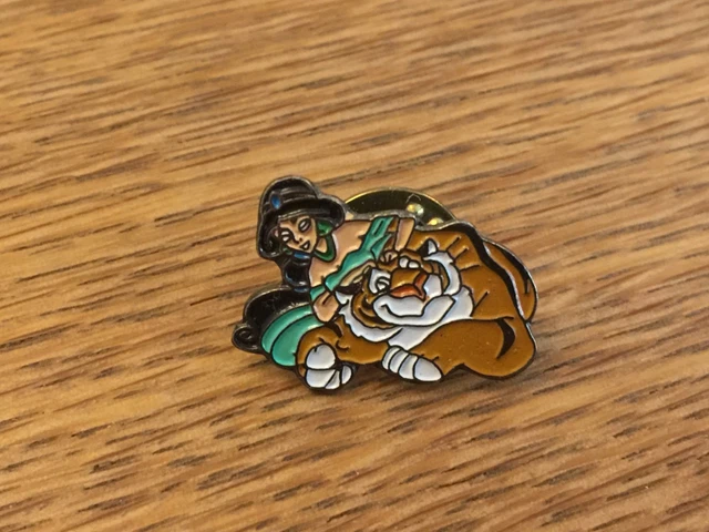 DISNEY JASMINE STROKING Her Pet Tiger Rajah Pin - Aladdin Htf £12.99 ...