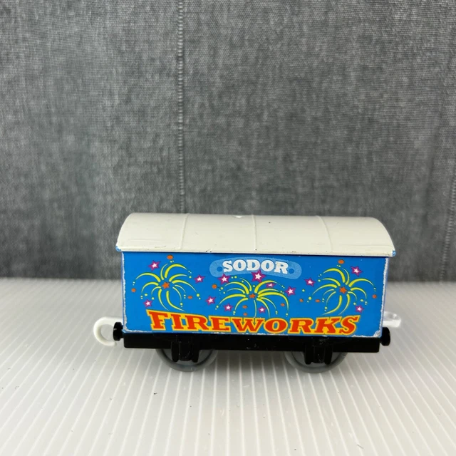 THOMAS AND FRIENDS Trackmaster Blue Sodor Fireworks Tender Cargo 2009 ...