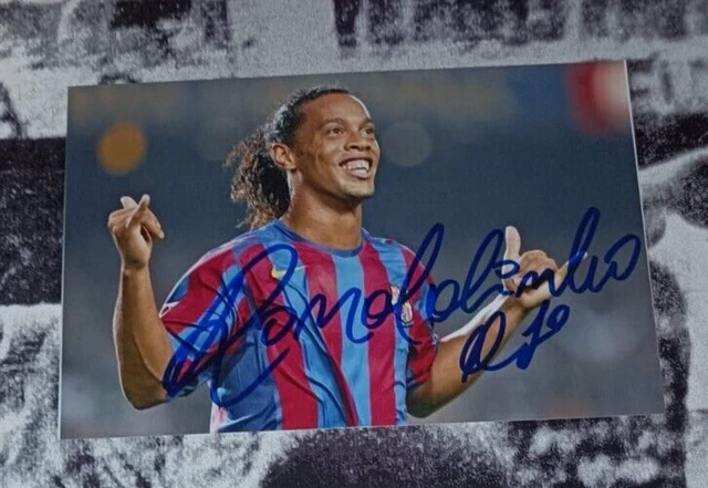AUTOGRAFO RONALDINHO AC MILAN BALLON D OR IDOLO HAND SIGNED FOTO ...