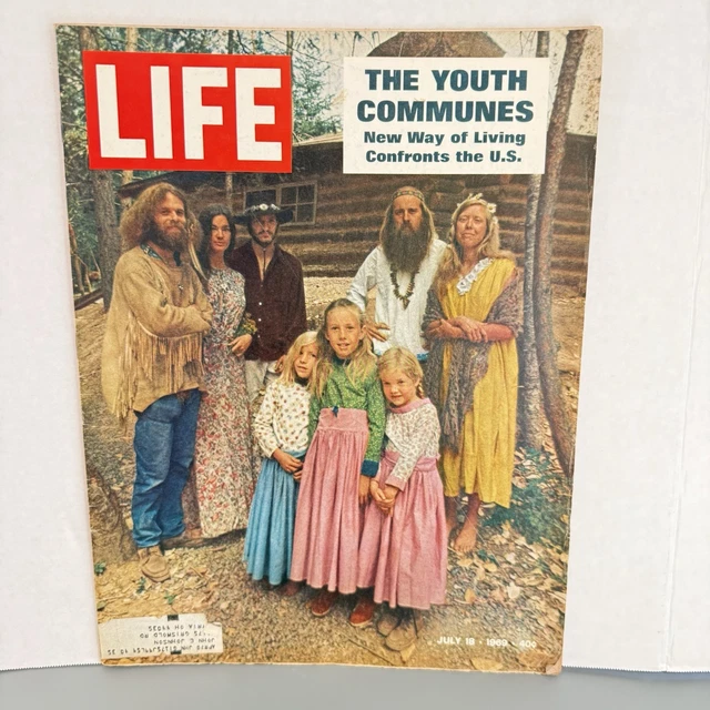 1969 LIFE MAGAZINE Lot Woodstock Youth Communes Coretta Scott King MLK ...