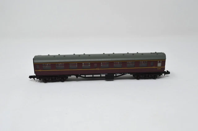 GRAHAM FARISH 374-053E - N GAUGE Mk1 CORRIDOR SECOND SK IN BR MAROON ...