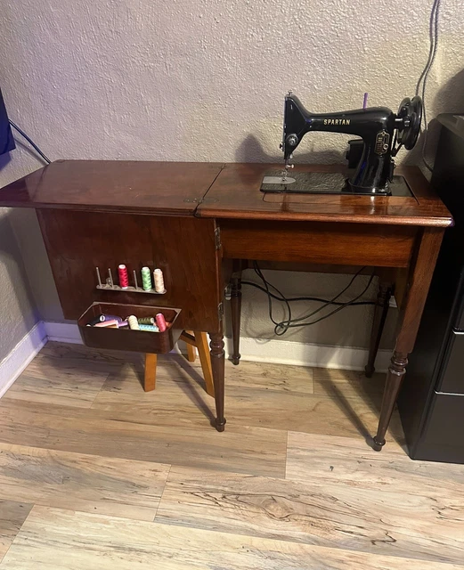 ANTIQUE SINGER SIMANCO Spartan 192K Sewing Machine Simanco RFJ9-8 Works ...