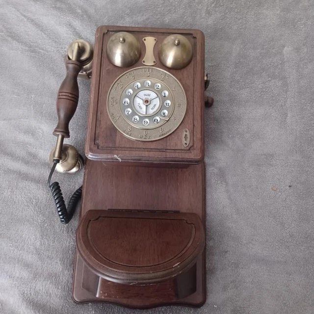 PYLE RETRO WOOD Pushbutton Wall Mounted Corded Handset Some Wear ...