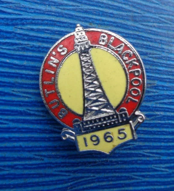 ORIGINAL BUTLIN / Butlins Badge Blackpool 1965 W. Reeves & Co - RED ...