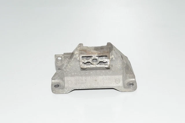 BMW F11 525D F07 F06 F12 F13 F01 F02 Getriebetragbock 6781235 ...