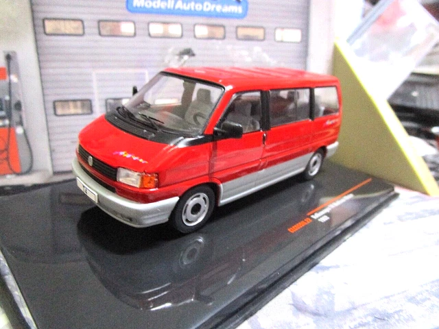 VW VOLKSWAGEN T4 Multivan Allstar 1992 rot red CLC555 IXO 1:43 EUR 24 ...