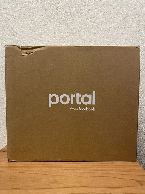 NEW FACEBOOK PORTAL 10.1” Display 1st Gen Smart B81A01BUS Video Call ...