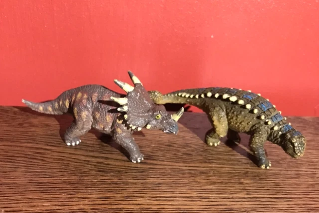 RARE! VINTAGE AAA/ELC 1990's EUOPLOCEPHALUS & STYRACOSAURUS DINOSAUR ...