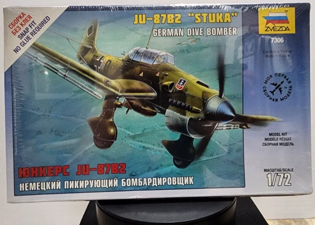 WWII GERMAN JUNKERS Ju-87 B2 "STUKA" Dive Bomber Zvezda 1:72 #7306 NEW ...