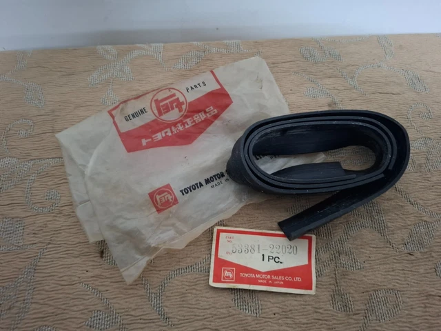 NOS GENUINE TOYOTA トヨタ Hood To Baffle Seal Corona Rx12 Rx22 Rx28 Mx10 ...