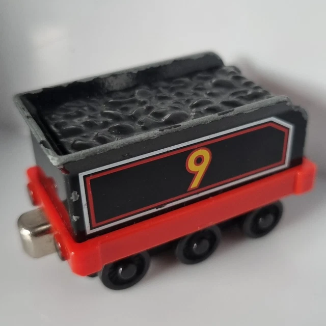 THOMAS THE TANK Engine Take n Play Coal Car #9 Magnetic Learning ...