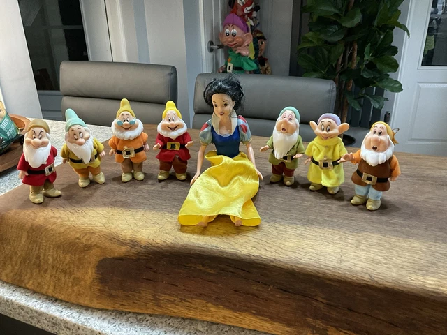 SNOW WHITE AND The Seven Dwarves By Simba Toys EUR 29,67 - PicClick IT