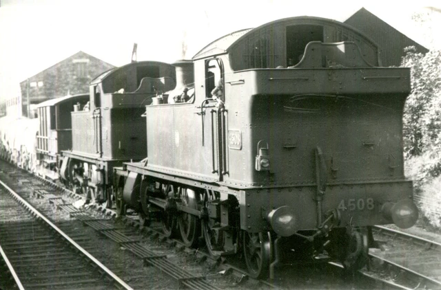 RAILWAY PHOTO GWR 4-4-2T No 2221 at Reading 1935 by Casserley £1.45 ...