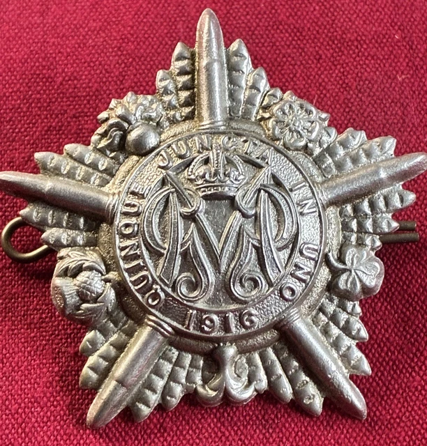 GUARDS MACHINE GUN Battalion British Military Cap Badge - KC - white ...