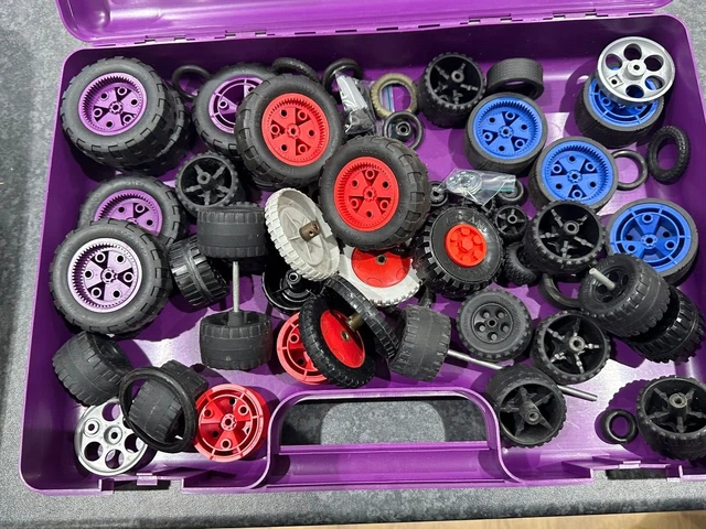 ASSORTED MECCANO WHEELS axels etc with genuine Meccano box £20.00 ...