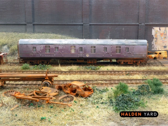 OO GAUGE COACH weathered MK1 Brake End Coach. Ref D6 £26.99 - PicClick UK