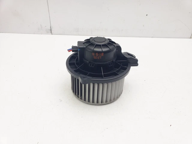KIA SORENTO MK3 Um Heater Blower Fan Motor 2016 97113-2P700 £29.99 ...