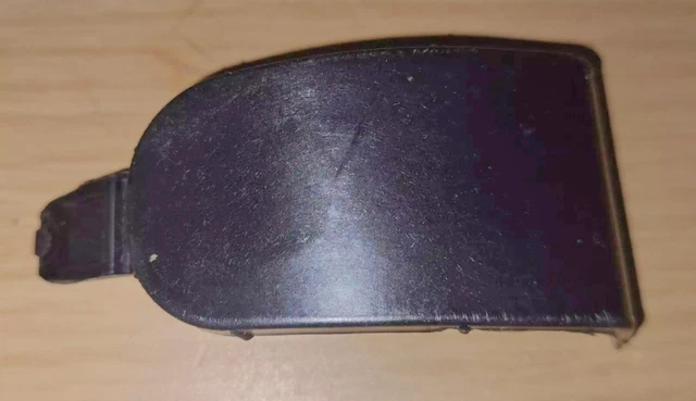 FORD FIESTA MK7.NEW Genuine Ford Radiator Support Bracket. 1559468 £5. ...