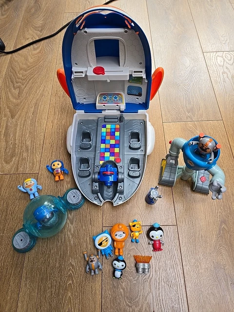 CBEEBIES GO JETTERS Jet Pad Headquarters Sound & Light Spaceship And ...