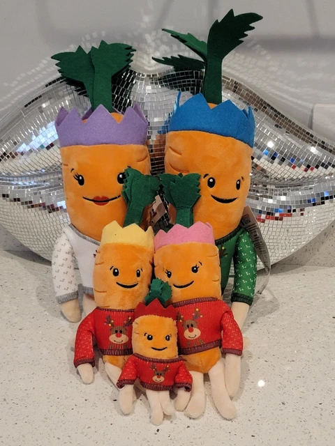 ALDI KEVIN THE Carrot 2020 Christmas Jumper Family Katie Chantenay ...