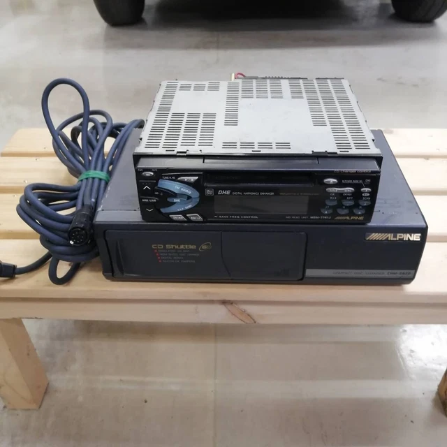 ALPINE BUILT-IN AMPLIFIER 1DIN MD Deck MDM-7741J CD Changer CHM-S620 ...