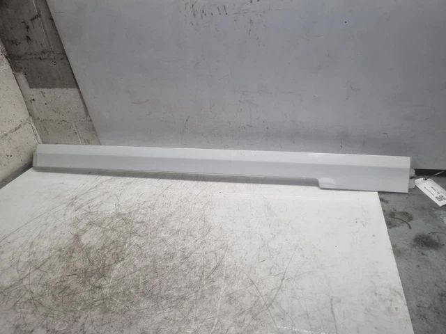 MERCEDES VITO W447 Mk3 Sliding Door Rail Trim Left Side A4476900270 ...