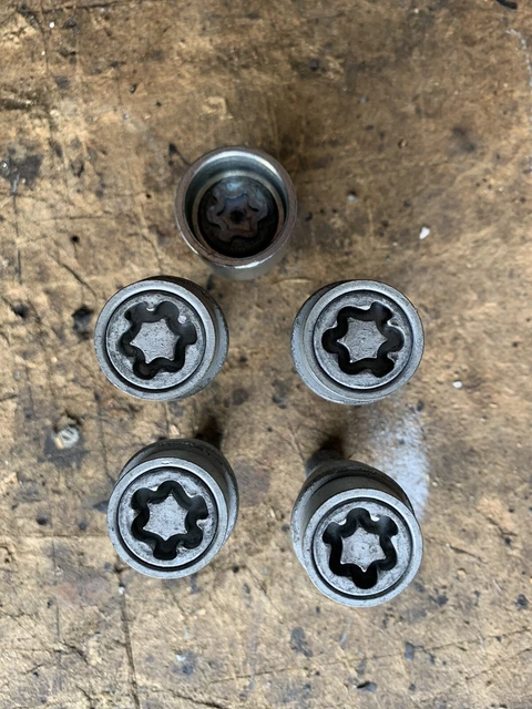GENUINE VW T5 T6 TRANSPORTER LOCKING WHEEL NUTS BOLT KEY SET 19mm £12. ...