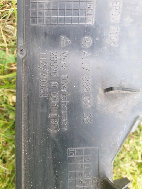 ORIGINAL MERCEDES-BENZ CLA W117 Luftabweiser vorne rechts A1178880238 ...