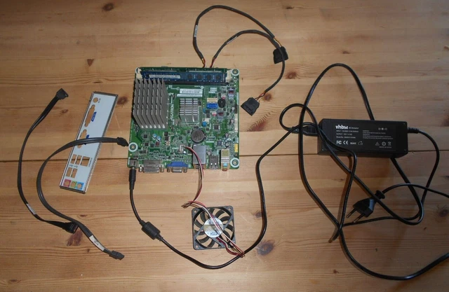 ITX- BOARD PEGATRON APXD1-DM mit Blende und Lüfter + 8GB(2x4GB)DDR3 ...