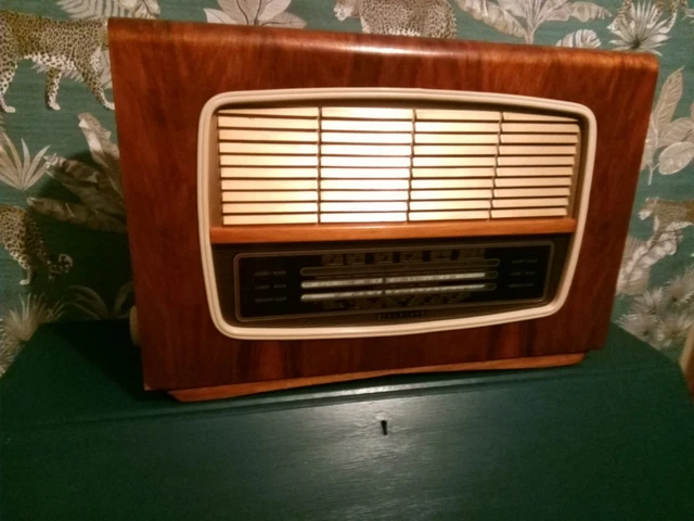 VINTAGE REGENTONE VALVE Radio A133 1950s LW/MW/SW Working £20.00 ...