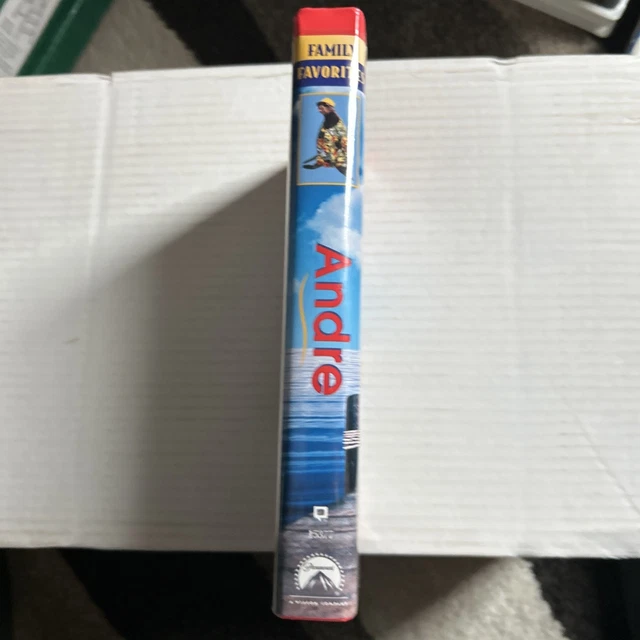 ANDRE SEAL PARAMOUNT Family Favorites Clamshell VHS Video Tape Movie ...