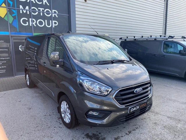 22 REG FORD Transit Custom Limited | Magnetic Grey | L2 | 130PS £26,495 ...