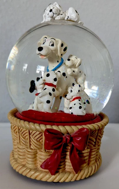 THE WALT DISNEY Classic Water globe Collection 101 Dalmatians Musical ...
