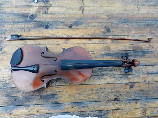 ALTE GEIGE MIT Bogen und Instrumentendecke - zum Restaurieren oder als ...