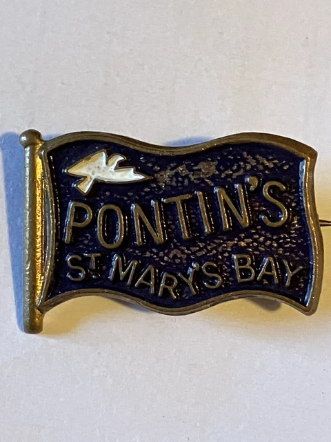PONTINS HOLIDAY CAMP enamel badge. ST. MARYS BAY .Manufacturer - ADB £6 ...