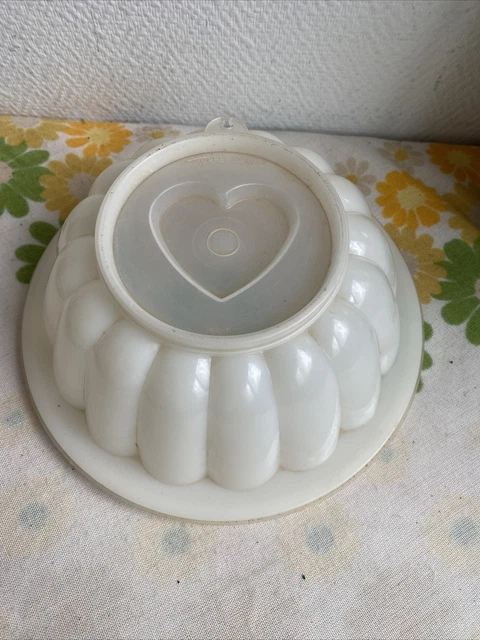 ANCIEN MOULE A Charlotte Tupperware Blanc Cuisine Gâteau Vintage EUR 14 ...