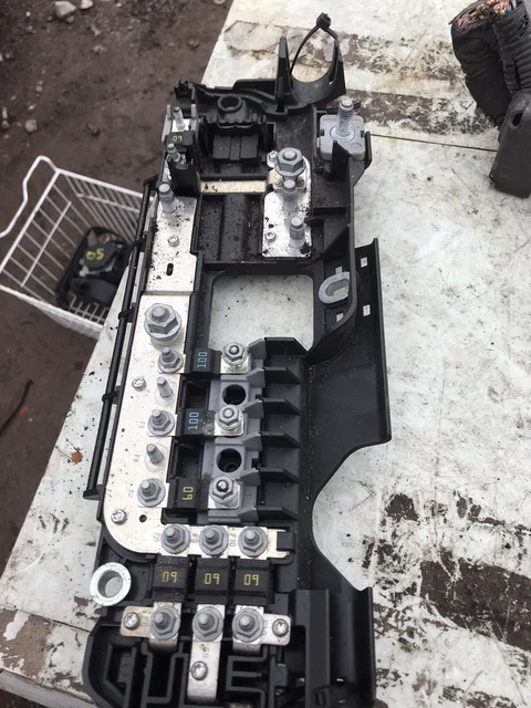 FORD TRANSIT MK7 Diesel Battery Main Fuse Box 2006-2014↨ £24.99 ...