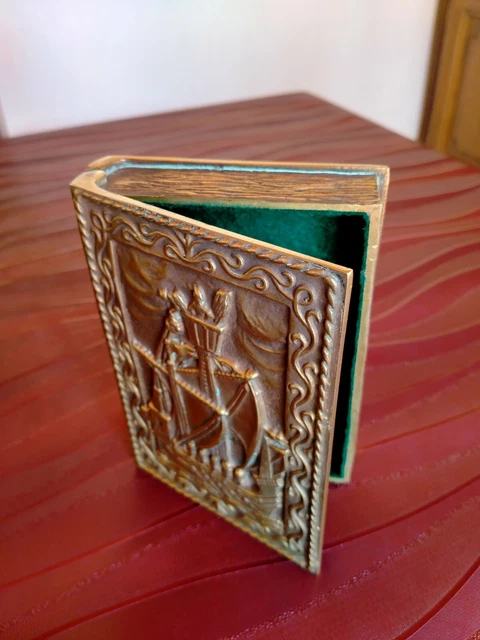 MAX LE VERRIER Boîte coffret bronze en forme de Livre , belle patine ...