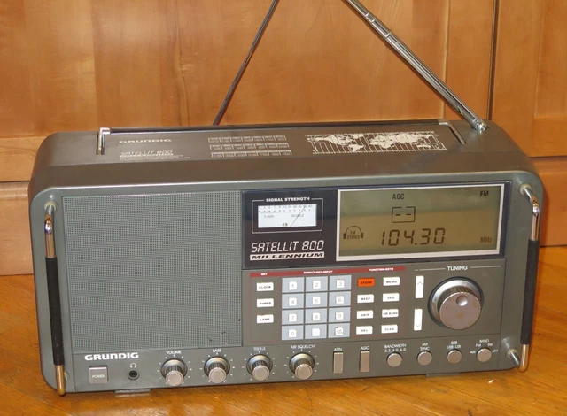 GRUNDIG SATELLIT 800 Millennium AM/FM/SW/Shortwave World Band Radio ...