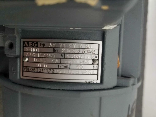 AEG MOTOR TYP AM71FY6R3 210V / 360V Nr 2024542 - 2,05A / 1,16A - 0,25KW ...
