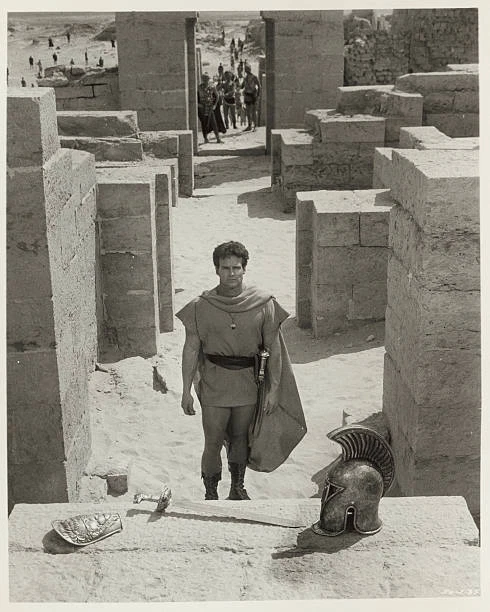 ACTOR STEVE REEVES as Warrior 1960 OLD MOVIE PHOTO 1 $8.50 - PicClick AU