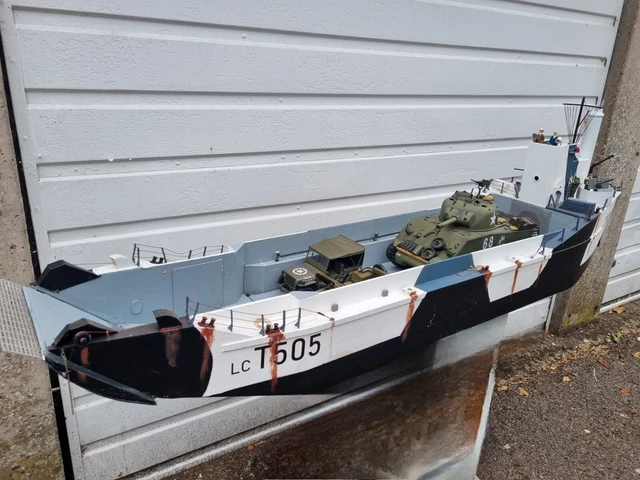 RC MODEL BOAT LCT LANDING CRAFT £450.00 - PicClick UK